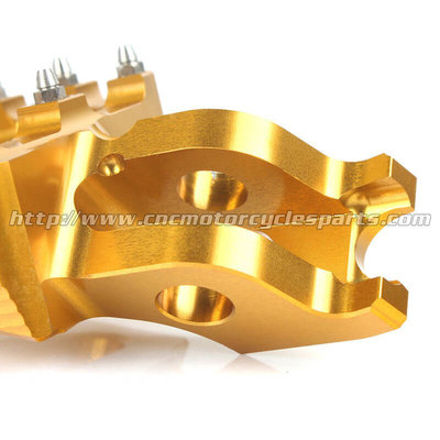 CNC Parts Wide Foot Pegs Dirt Bike With Hardened Steel Resist Wear