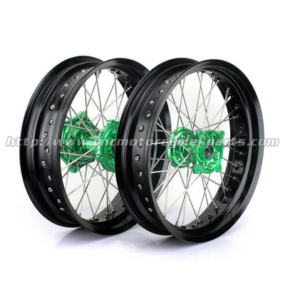 17 Inch Black Custom Motorcycle Wheel Hubs Anodized Different Color