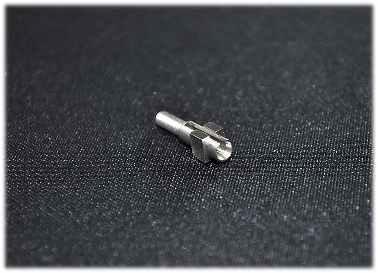 Automobile / Tele Components Cylindricity 0.005mm , CNC Machining Part