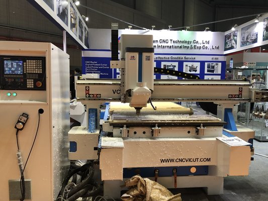 High Accuracy 1325 Woodworking Cnc Machine For Soft Material VCT - R1325ATC