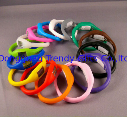 Cheap Kids Children Digital Watch Sport Silicone Rubber Ion Bracelet Watch 10g supplier