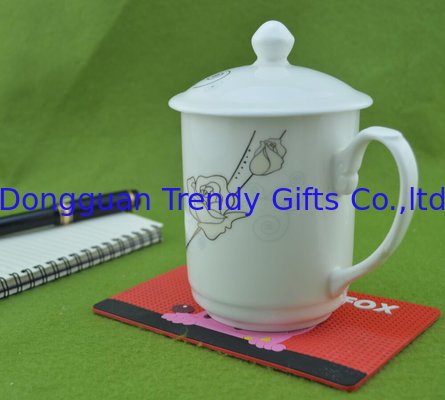 Embossed Logo Square Cup Coaster / Silicone Dish Mat / Drink Coaster For Heat Resistant supplier