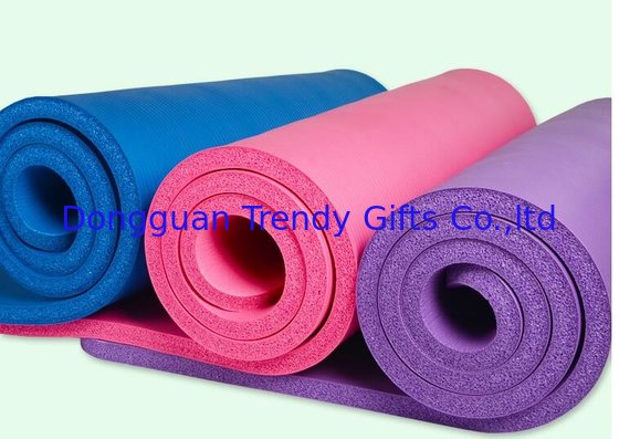 High Quality 20MM Thickening PVC Yoga Mat Fitness Non Slip Mat Floor Mat With Brand Your Own Logo , Good Elasticity supplier