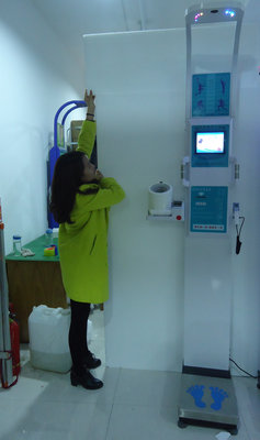 DHM-600A Multi-function ultrasonic weight and height scale with touch LCD screen Electronic  weighing Scale
