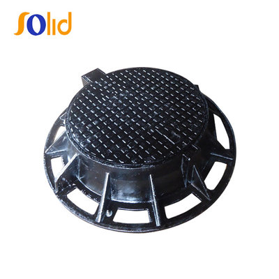 EN124 F900 round cast iron rain drainage black bitumen painting manhole cover