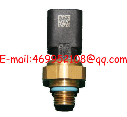 Original Cummins Sensor,Genuine Cummins Diesel Engine Oil Pressure Sensor C4954245 supplier