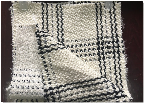 White Tartan Lightweight Wool Fabric For Autumn / Winter / Spring Jacket Channel Style Tweed