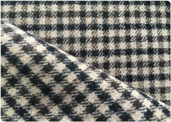 600 G / M Little Tartan Plaid Fabric With 30 Wool 70 Synthetic Vintage Suit/Coat