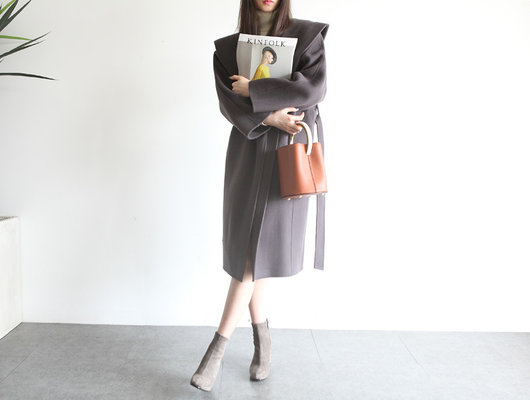 Long Double Faced Woolen Coat / Wool Blend Winter Coat With Hat / Belt No Buttons
