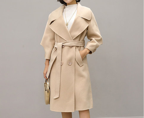 Customized Overknee / MD Long Womens Wool Winter Coats With Belt Double Breasted