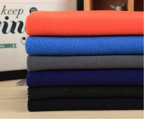380GM 253 GSM Flannel Wool Fabric , Plaid Flannel Fabric Woolen Yarn Type