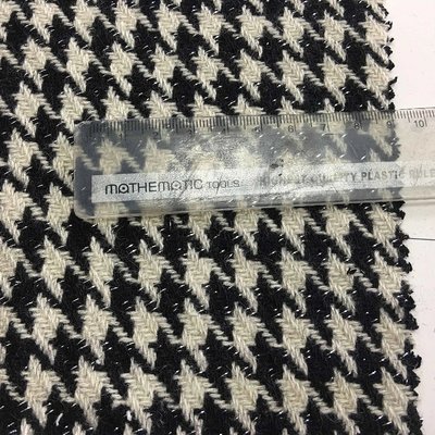 Soft Hand Feeling Heavy Wool Fabric / Tweed Houndstooth Fabric For Fashion Coat