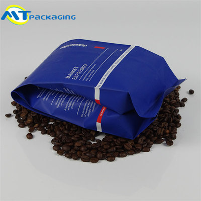 Light Weight Stand Up Gusseted Bags , Beautiful Printing Food Grade Bags