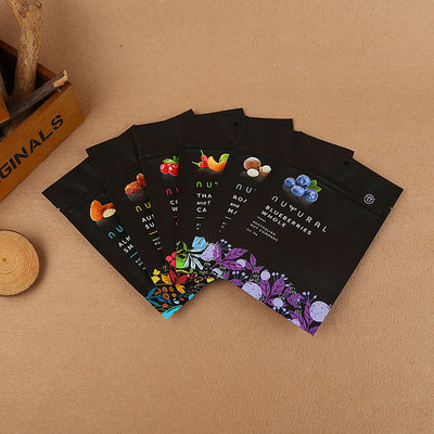 Stand Up Design Nut Packaging Bags For Shelf Display ISO Certification
