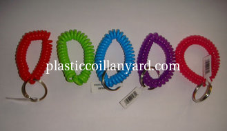China Good spiral wrist coil with ring key chain fashionable colors w/custom retail no printing supplier