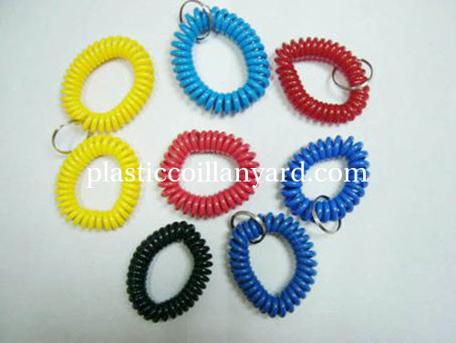 Plastic wrist coil wrist band key ring chain for uutdoor sports China manufacturer direct supplier