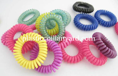 Plastic colorful wrist coil wrist band key ring chain for outdoor sport w/split ring 25mm supplier