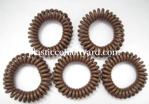 Top China quality orange fashion color spiral wrist coil keychain key ring holder hot sale supplier