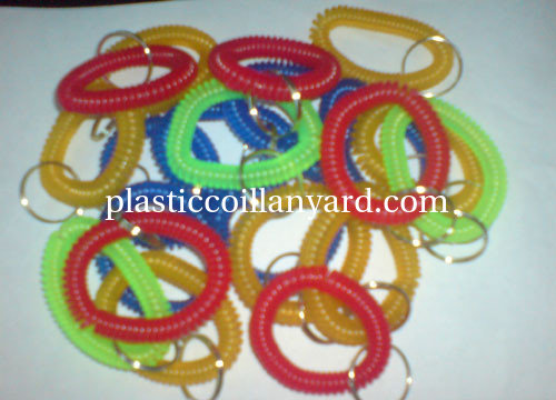 Plastic spiral coil wrist band key ring chain keyring random color competitive China price supplier