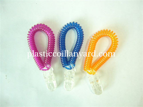 Multicolor stretchable coil design wrist band keyring key Chain clear alligator clip end supplier