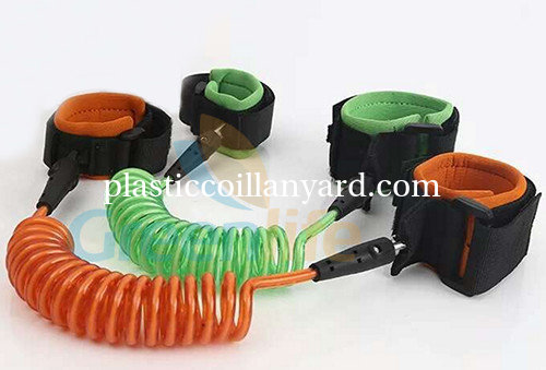 Chinese Manufacturer Top Quality Children Safety Orange/Green Retractable Anti-lost Leashes supplier