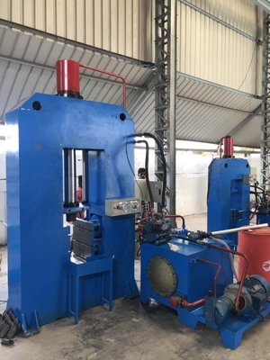 High Speed Automatic Elbow Machine Touch Screen Pushing Force 600-25000KN Power 220KW