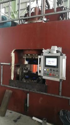 Touch Screen Tee Forming Machine Hydraulic Control System For Carbon Steel Weight 220T