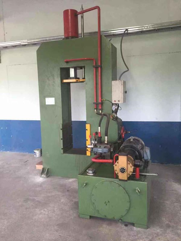 HLE100A up to 4", semi-auto operation control, CS / SS Ball Pushing type Elbow Cold Forming Machine, CIF or FOB terms