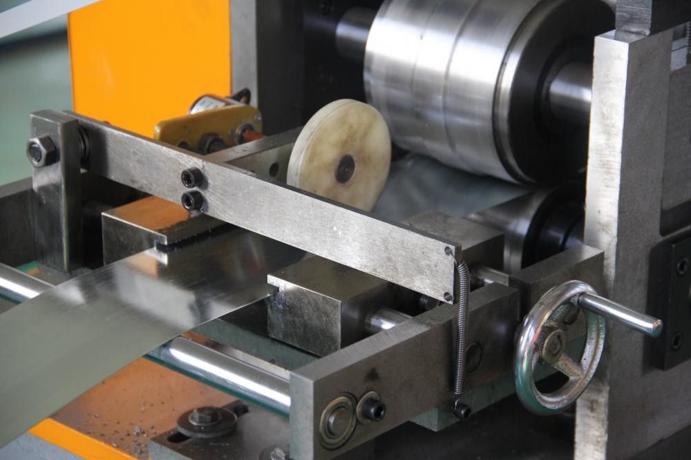 Servo System Tee Making Machine, Pressure 25Mpa Tee Cold Forming Machine