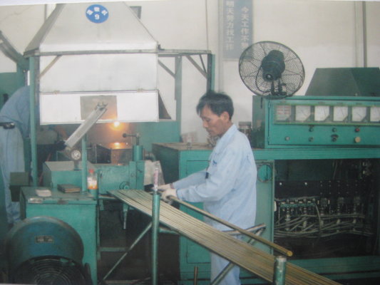 Green Pneumatic Forging Press Machine , Hot Forming Machine High Precision