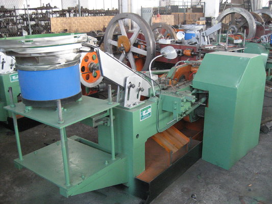 Horizontal Side Cutting Machine For Six Angle Bolts , OEM Serviuce