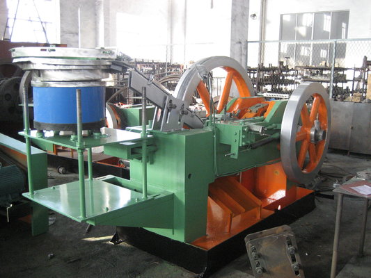 Automatically Die Bolt Cutting Machine Screw Heading Green / Black / Yellow Color