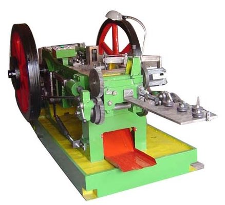 Hollow / Half - hollow Rivet Making Machine with 60HZ Frequency , Green / Black / Yellow Color