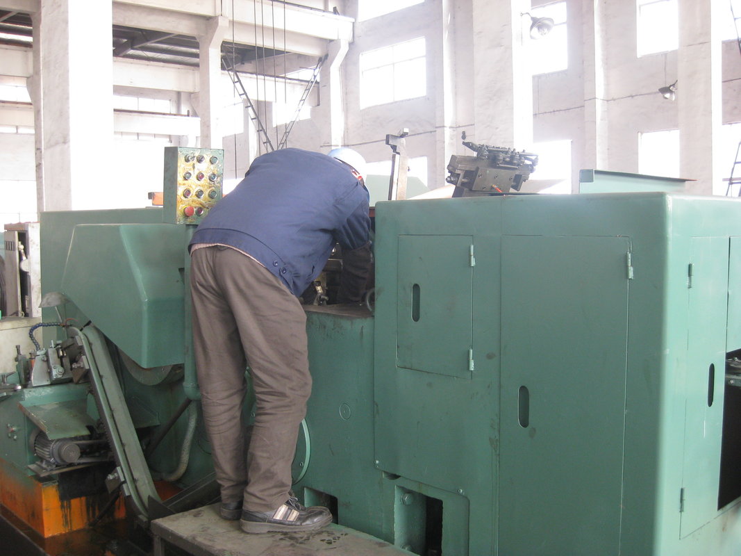 High Productivity Nut Manufacturing Machine , Bolt Forging Machine With 150mm Slider Stroke