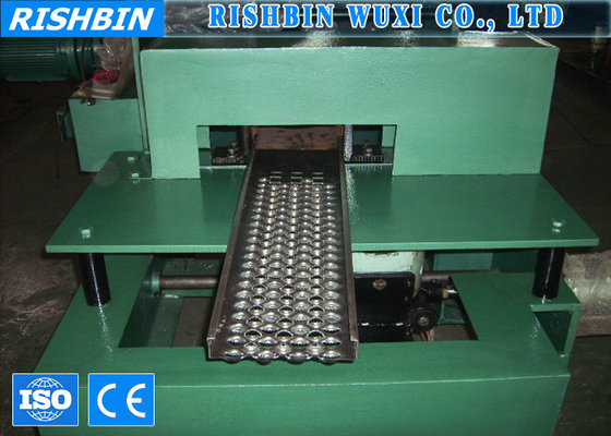 11 KW Automatical Walkway Plank Roof Panel Roll Forming Machine with Servo Feeding