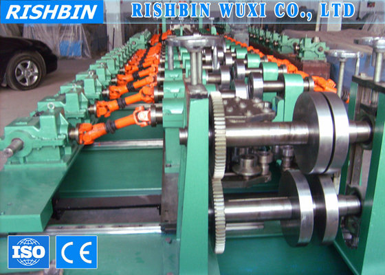 Hot Rolled Coils C Z Section Steel Purlin Roll Forming Machine 45 ﹟ Steel Shaft