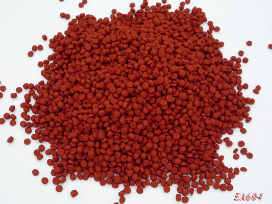 China Magenta EVA Rubber Masterbatch Organic Sort 3 - 4 Light For IP Injection supplier