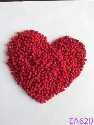 China Cherry Red Additive EVA Masterbatch 200 ℃ Heat Resistance For Making Shoe supplier