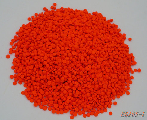 China Shoes Rubber Masterbatch , Eva Foaming 170 ℃ Heat Plastic Masterbatch supplier