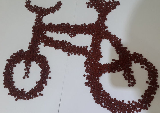China Security Plastic Polymer Masterbatch Brown Pr101 Inorganic Sort For Bedding supplier