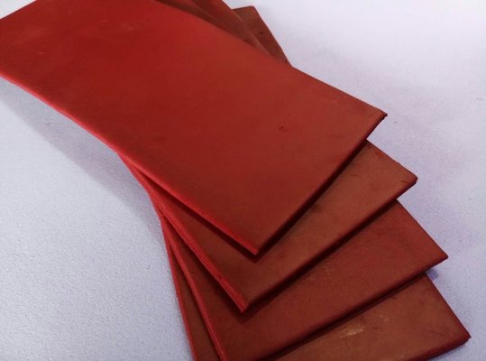 Orange Eva Rubber Masterbatch Waterproof With 10% - 50% Pigment Content supplier