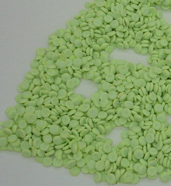 Yellowish Green Color Masterbatch Sport Facility Antistatic Masterbatch supplier