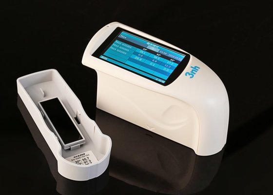 Digital Touch Screen Gloss Measurement Instruments NHG60 60 Degree For Ink Resin Skin Texture