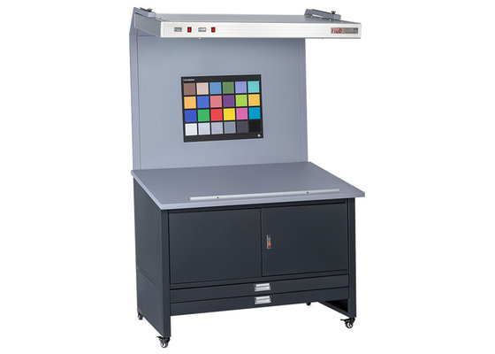 CC120 Color Assessment Cabinet AC220V 50HZ With Table Indispensable Tool 