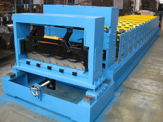 2018 Hot market Galvanized Color Steel Roof Panel Roll Forming Machine 8-12m/ Min LC Control