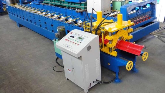 Color Coated Metal Sheet Roof Panel Roll Forming Machine 0.3-0.8mm Thickness