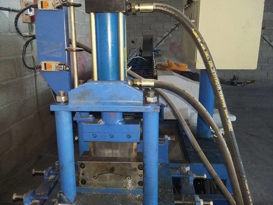 Garage Door Shutter Roll Forming Machine Hydraulic Cutting Welding Square Pipes Frame