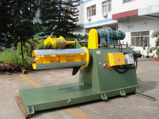 Full - Automatic Hydraulic Decoiler Machine For 10 Tons Metal Sheets Coils