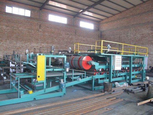 Rockwool Sandwich Panel Production Line , EPS Sandwich Panel Machine 3-4 Mtrs / Min
