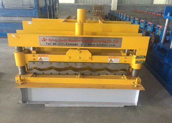 Russin1100 High Speed Tile Roll Forming Machine , Glazed Tile Making Machine Servo Motor Type